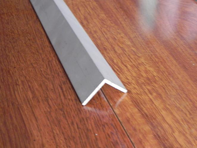 6063 Triangular Alloy Aluminium Industrial Profile , Aluminum Angle ...